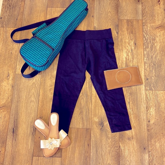 Logo Layers | Pants & Jumpsuits | Logo Layers Black Capri Leggings ...